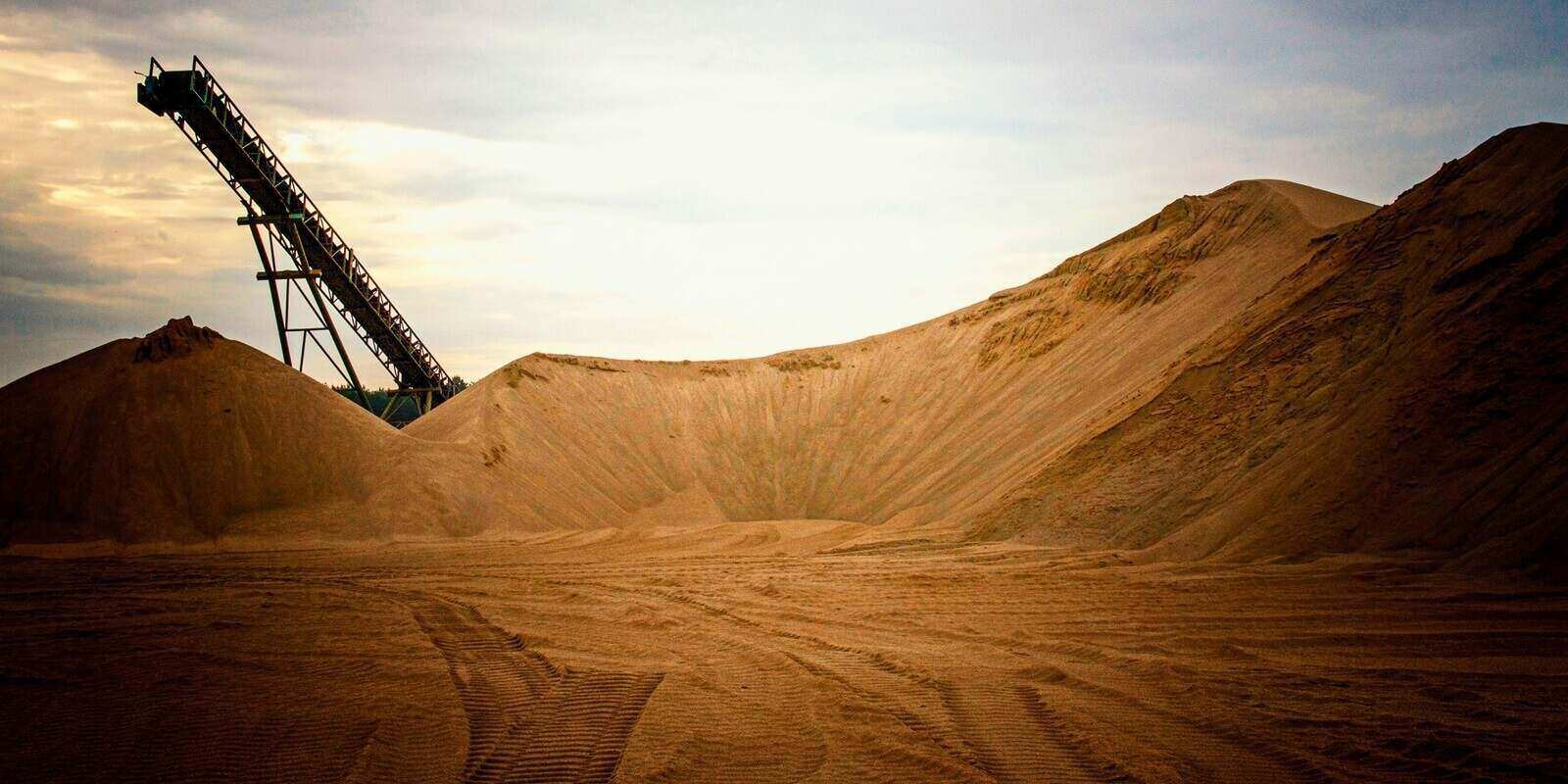 The Essential Role of Sand Aggregate for FDOT Engineers - Barclay Earth ...